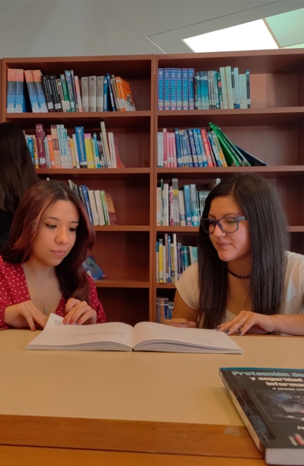 Sede La Paz – UCB – Bibliotecas